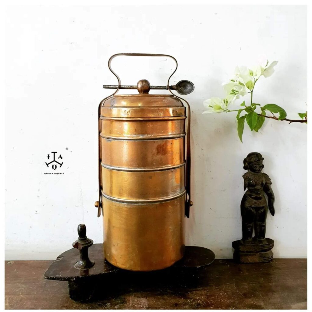 Elai Kaadu Raja Rani Thooku set - Indian Antique Quest