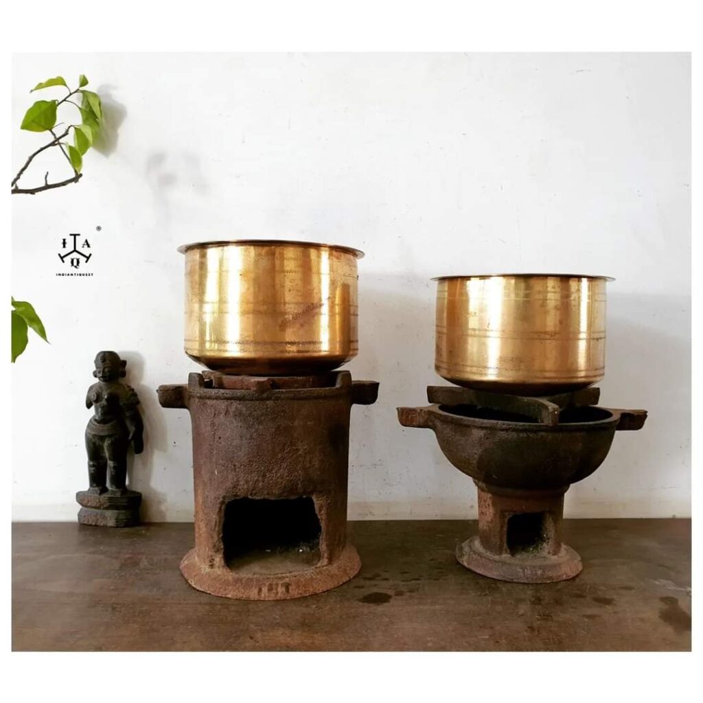 Brass Raja Rani Vari Adukku Pathiram - Indian Antique Quest