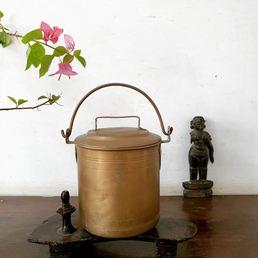 Restored brass Elai kaadu thooku - Indian Antique Quest