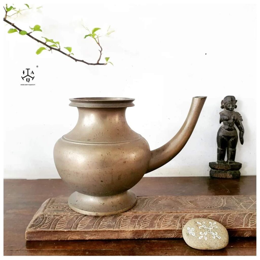 Kerala classic Vellottu Varpu Vatta Kindi - Indian Antique Quest
