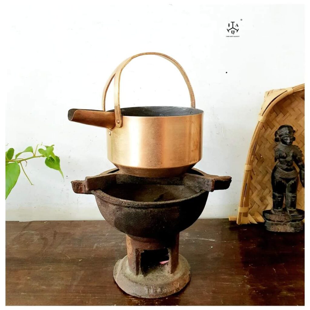Classic brass compact Ghee heater pourer - Indian Antique Quest