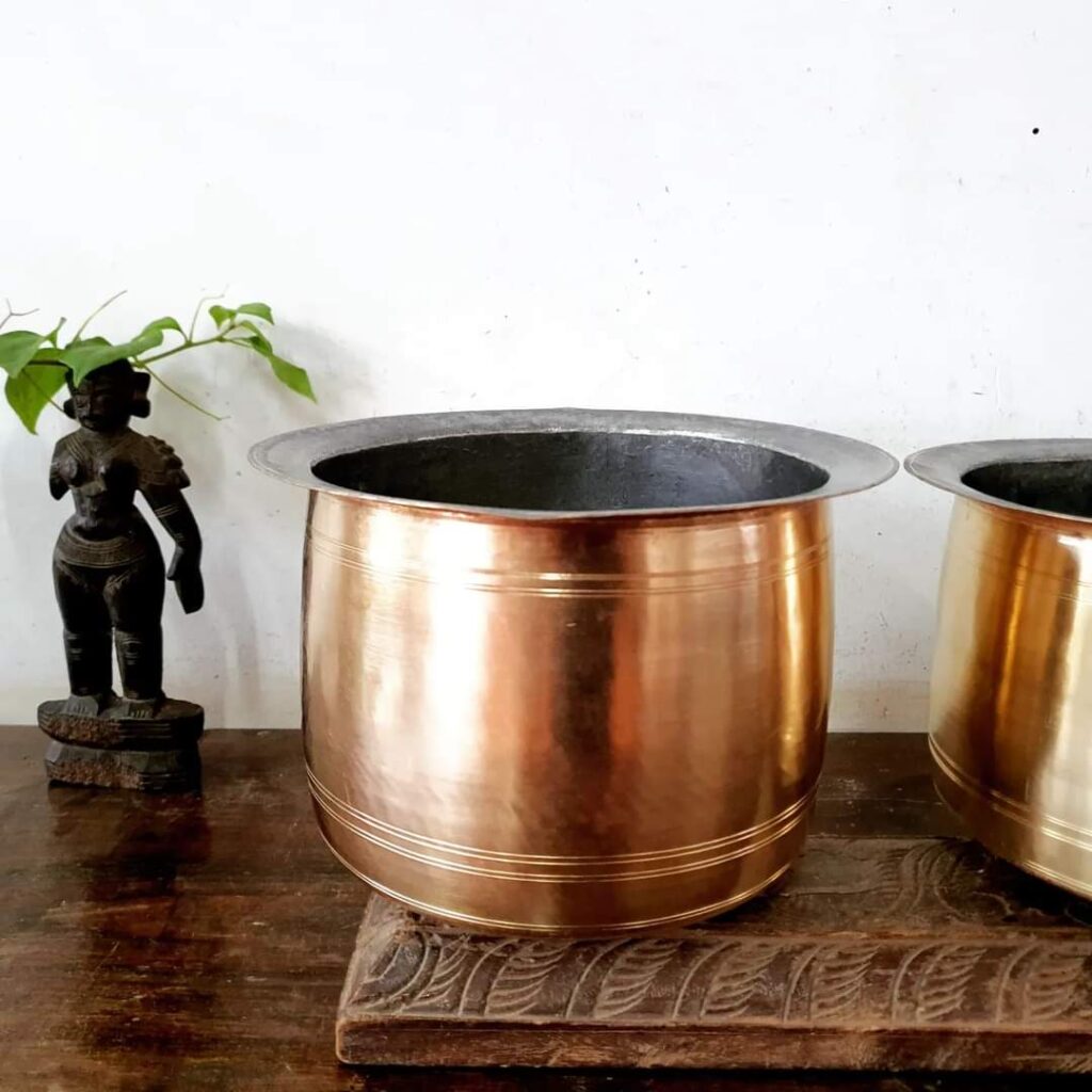 Chettinadu kuvi adukku pathiram set of three golden brass - Indian ...