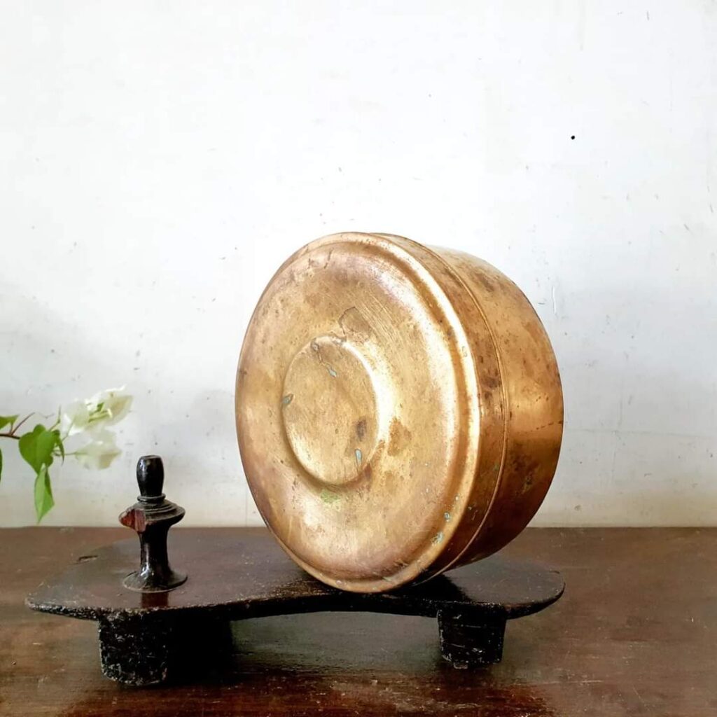 Brass Shaligrama box - Indian Antique Quest