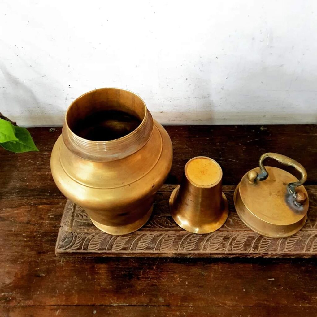 Golden bronze large mundiri kooja with original tumbler - Indian ...