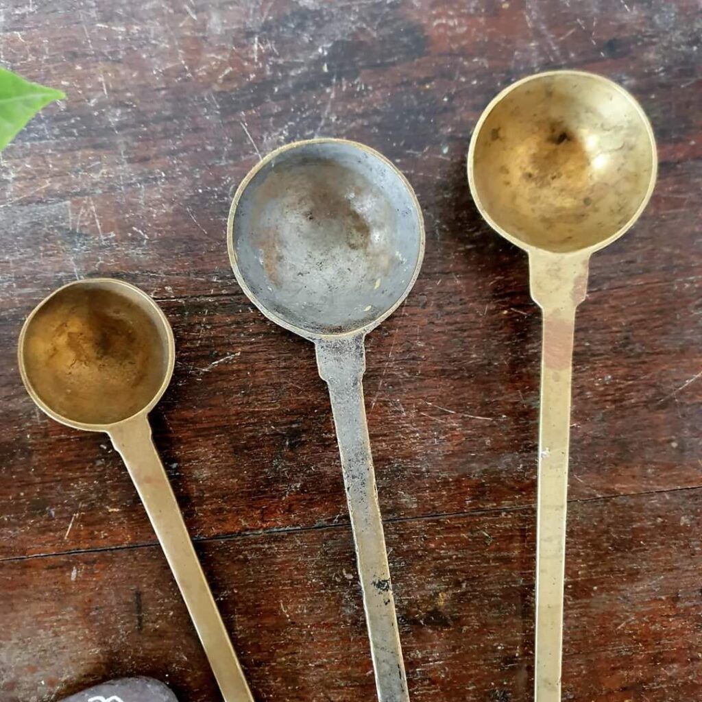 Bronze round ladle assorted set of three servers - Indian Antique Quest